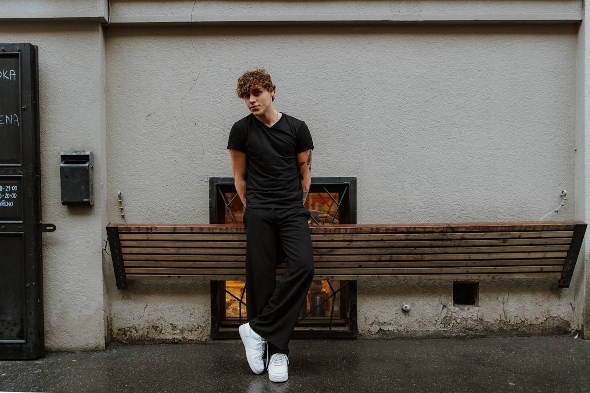 ROZHOVOR | Sofian Medjmedj: Texty píšu přirozeně, bez přetvářky, proto ...