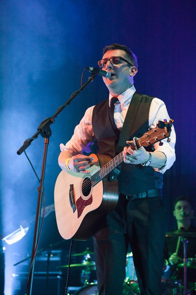 LIVE: Adrian T. Bell křtil ve znamení elegance | iREPORT – music&style ...