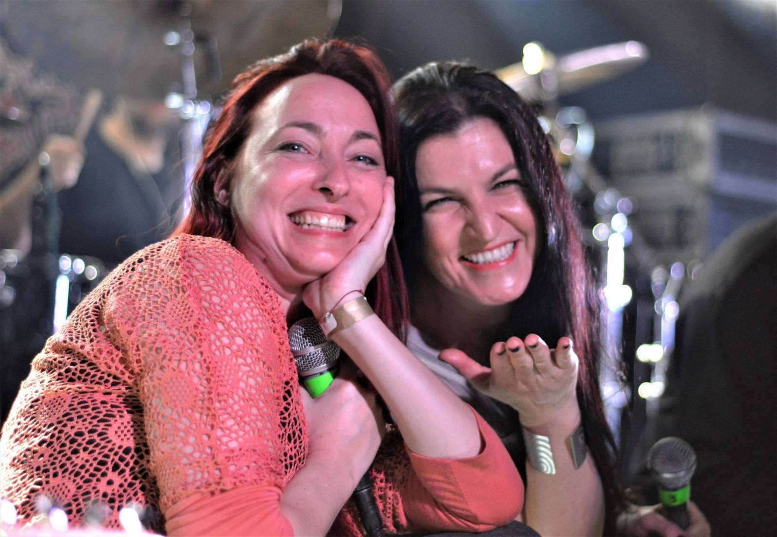 LIVE: Freak Power roztančili pražské Rock Café, za nemocnou vokalistku ...