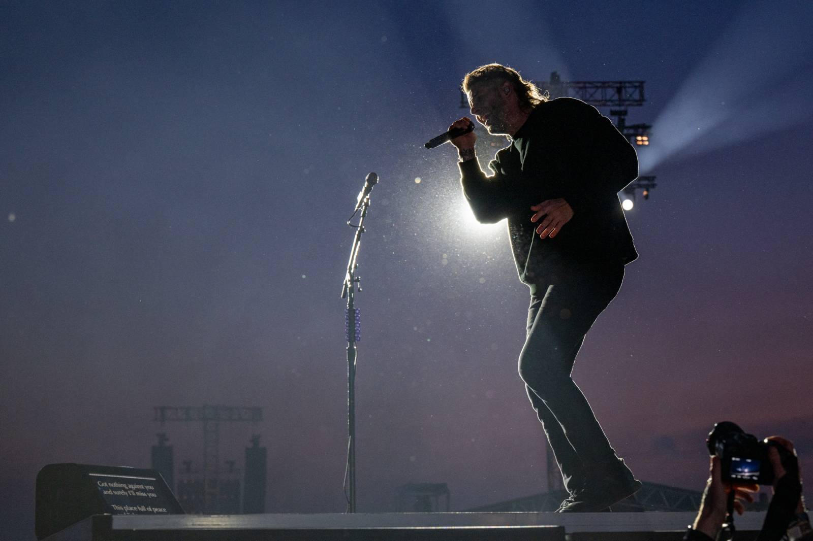 LIVE: Rock for People, den první. Oslnivá Poppy, povídavý Grandson a ...