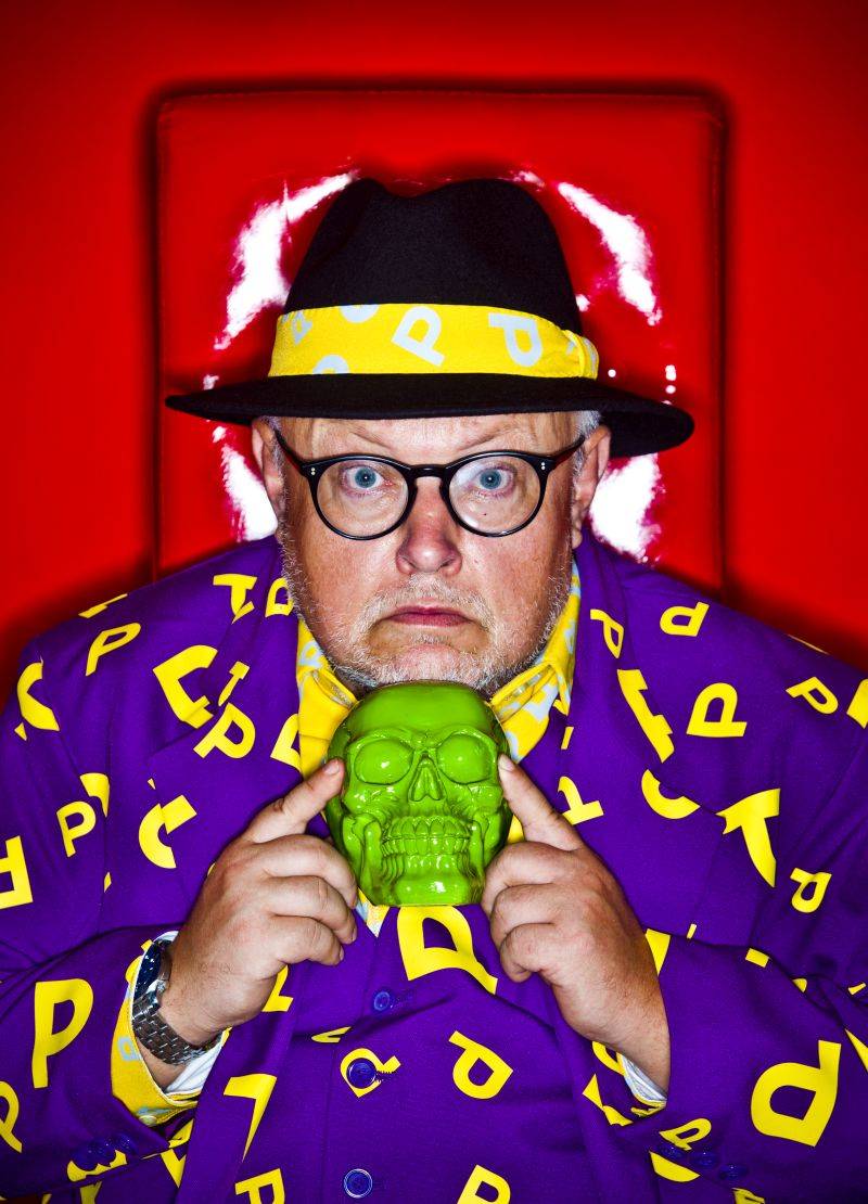 VIDEO: Doctor P.P. si v klipové road movie utahuje ze Zemana, Trumpa i ...